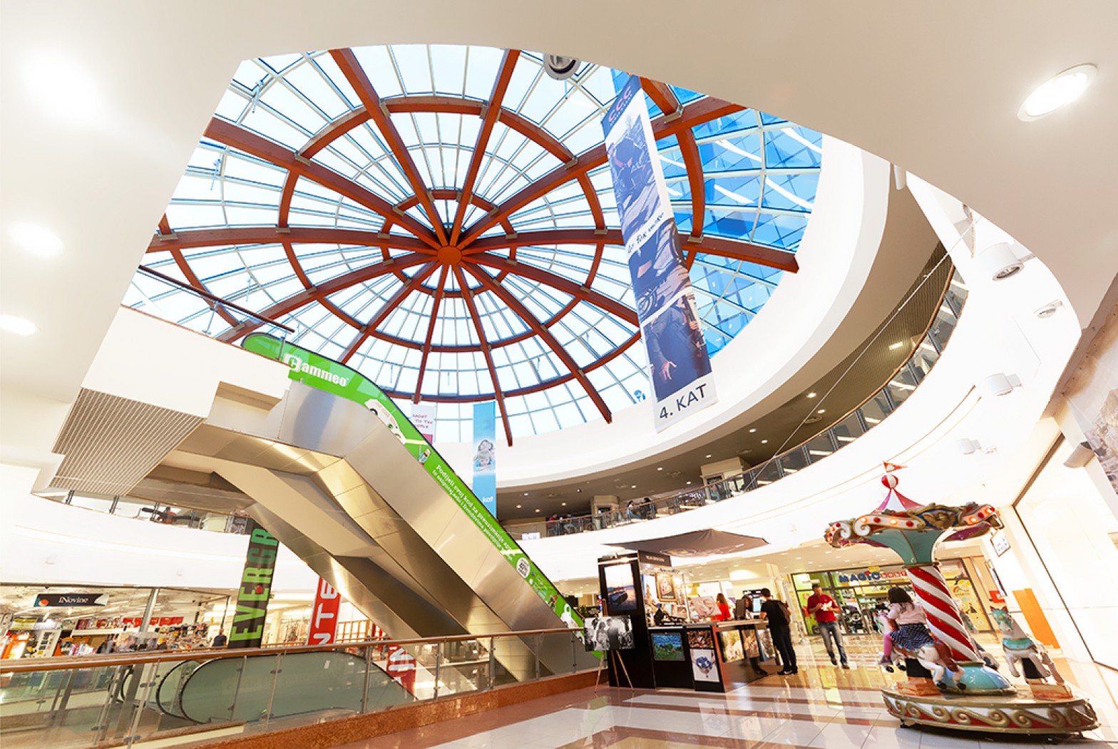 Tower Center Rijeka daruje 18 poklon nagrada! | Riportal