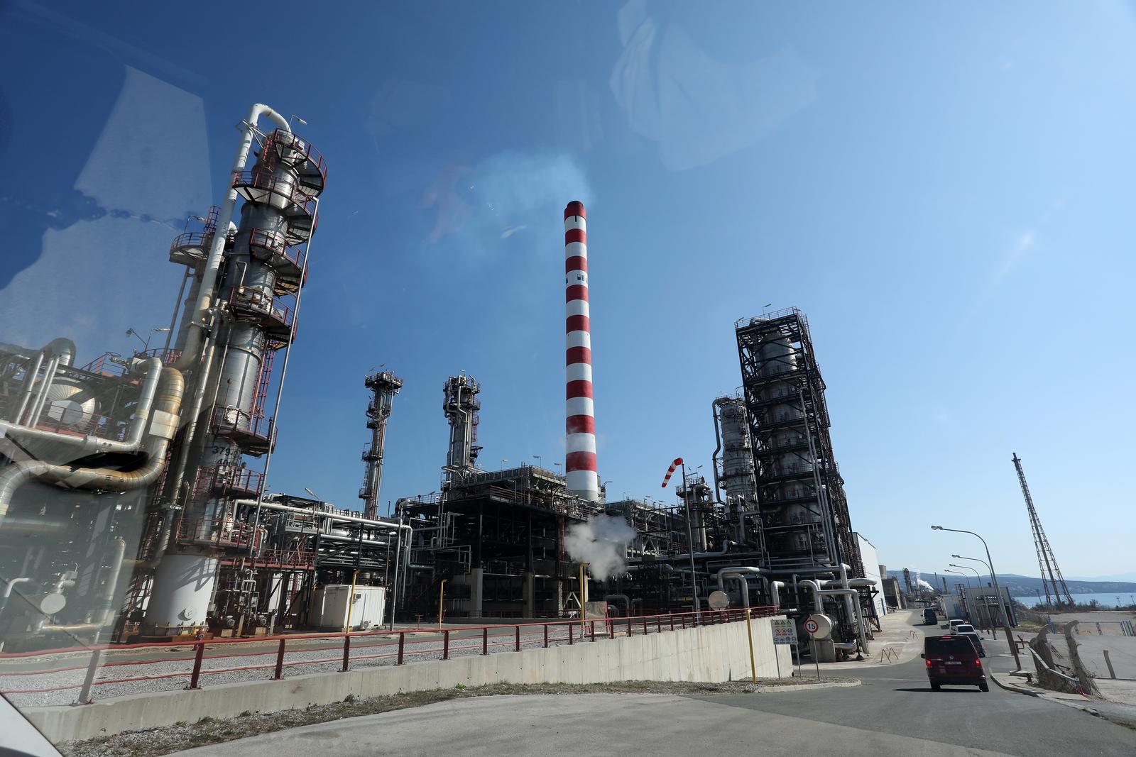 Rafinerija nafte Rijeka je započela s procesom pokretanja postrojenja ...