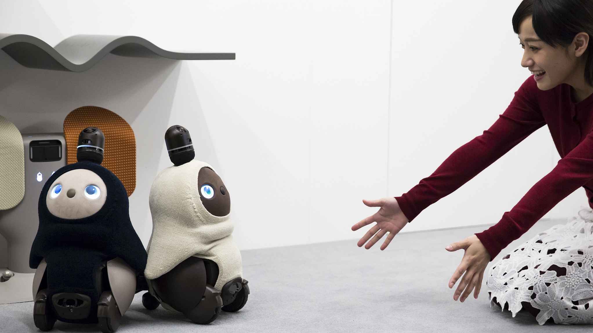 Izgleda kao Teletubby a velik je kao mačka: Može li robot biti ljubavni ...