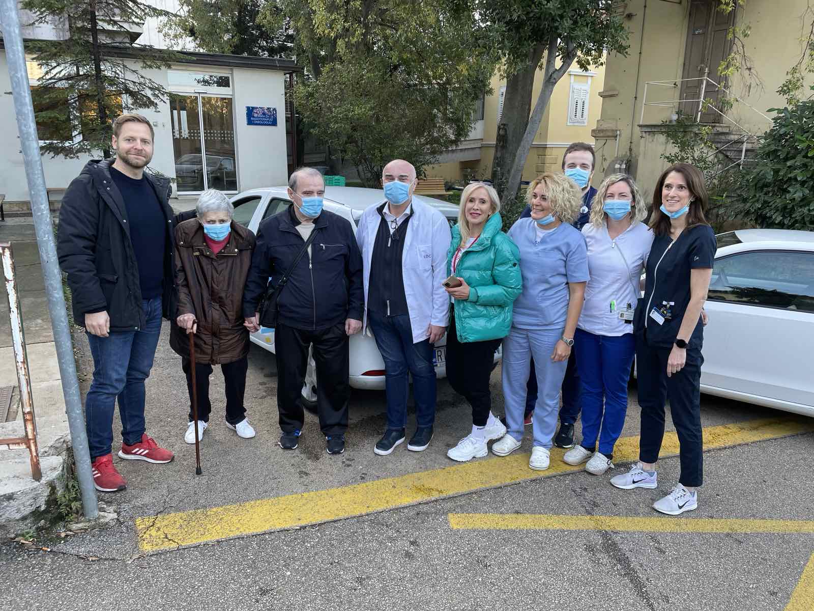 Zvjezdan Ružić vozio bolesne žene na terapije uoči Božićnog koncerta za ...