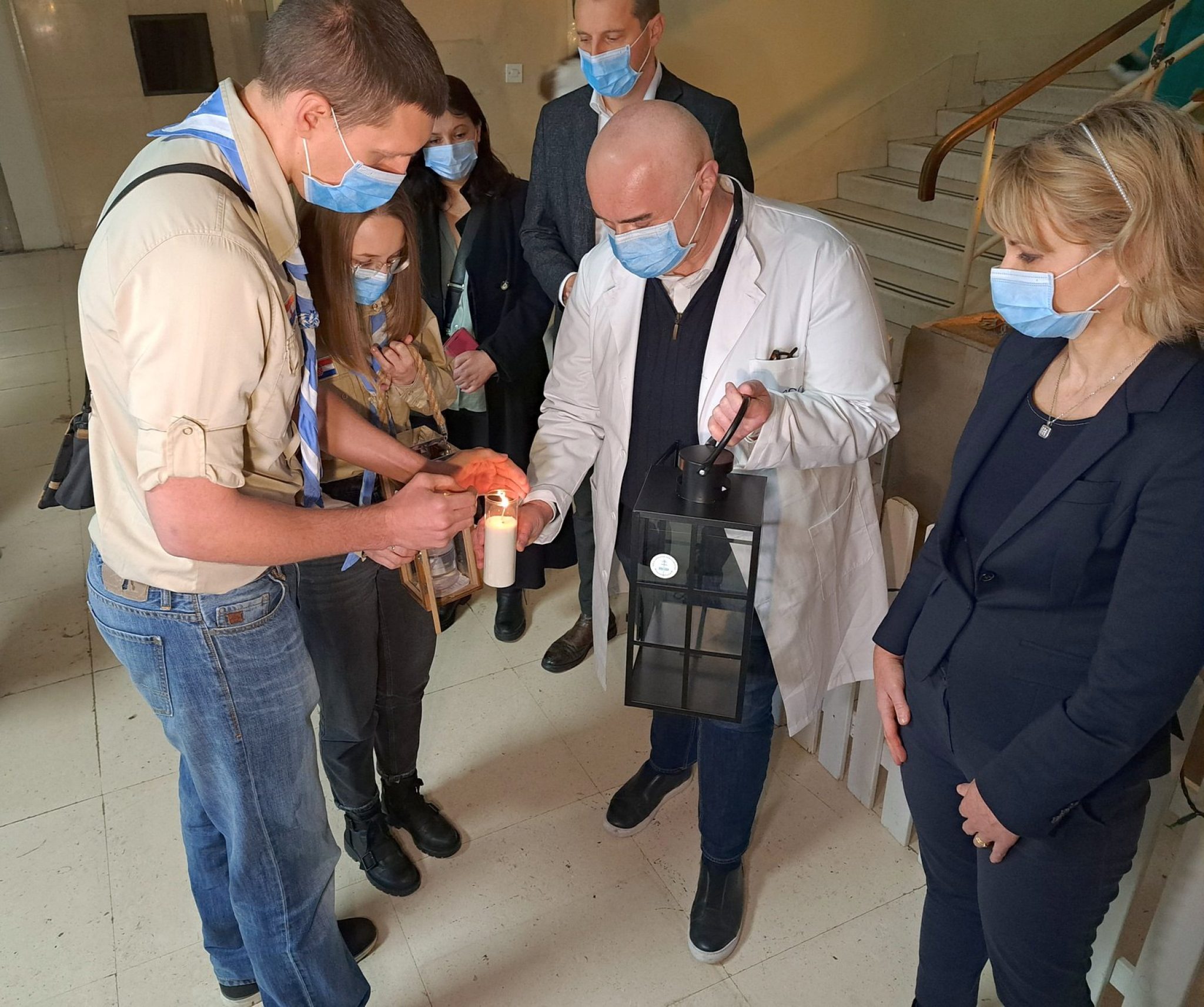 Betlehemsko svjetlo mira stiglo u KBC Rijeka | Riportal