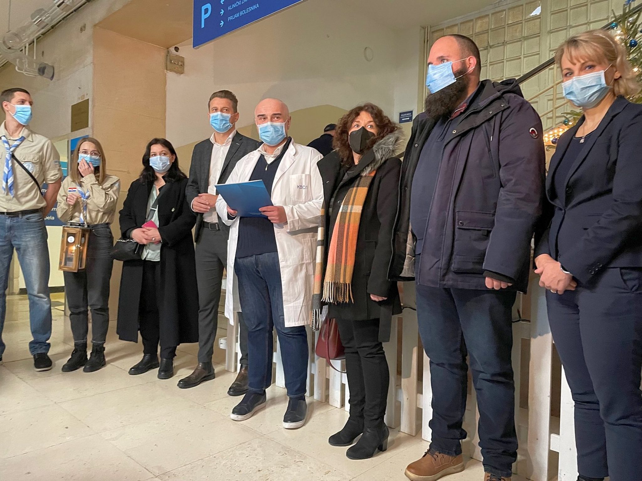 Betlehemsko svjetlo mira stiglo u KBC Rijeka | Riportal