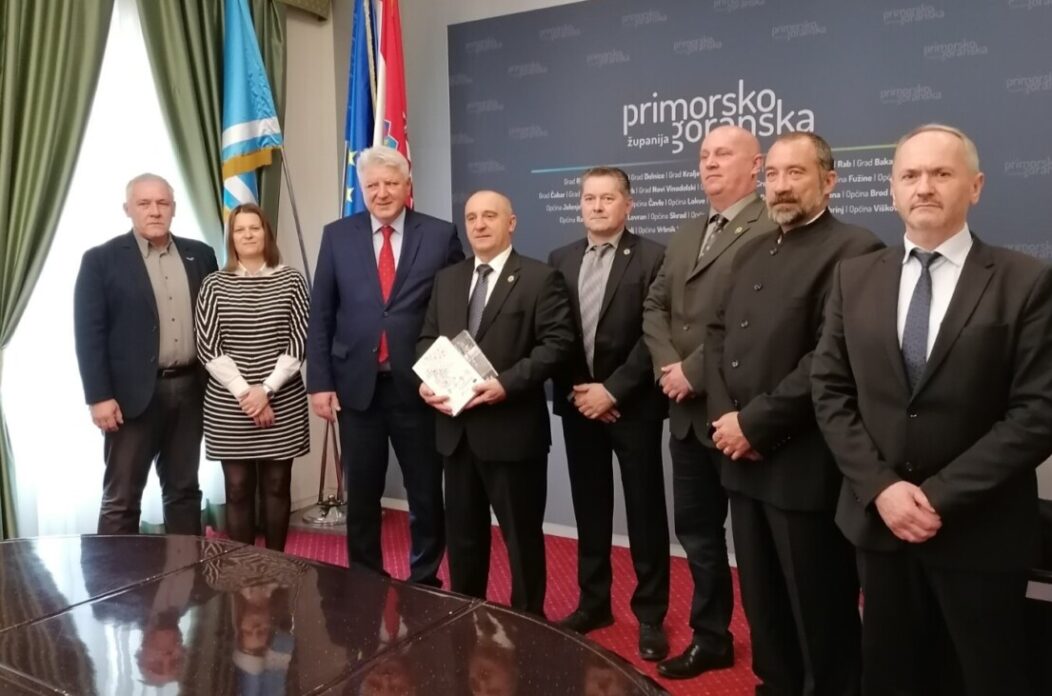 Grad i Županija priredili prijem za pripadnike USPDR „Ajkula“ u povodu 33. obljetnice formiranja ...