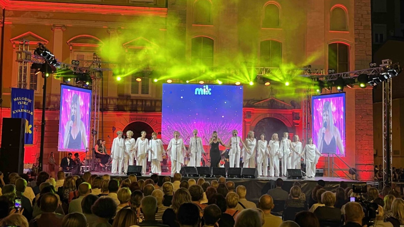 Kreće jubilarni MIK! Danas u Pazinu prva festivalska večer, kiša ...