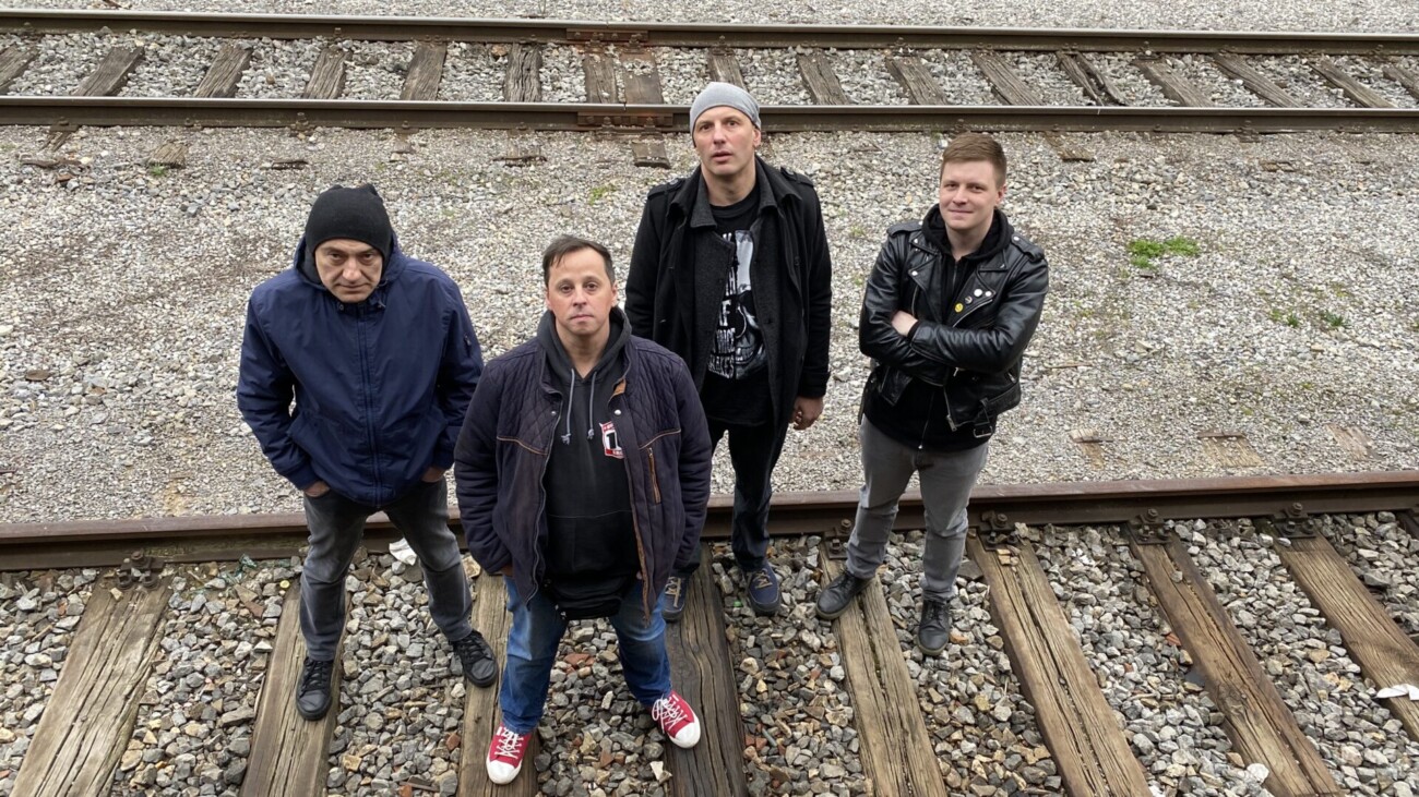 Legendarna punk-rock grupa 'Gužva u 16-ercu' stiže u Palach! | Riportal