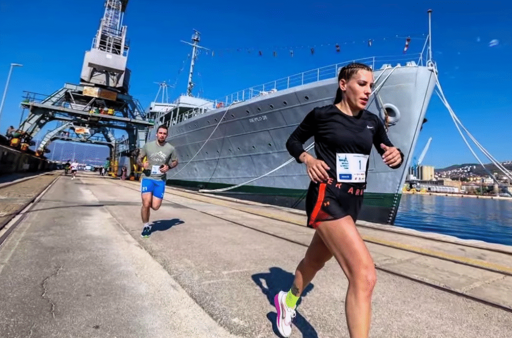 Riječanka Renata u 11 sati pretrčala 42 km, preplivala 3.8 km i ...