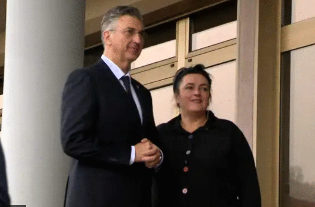 Plenković na sudu zbog prijetnji! Svi se slikali s njim, evo dijela ...
